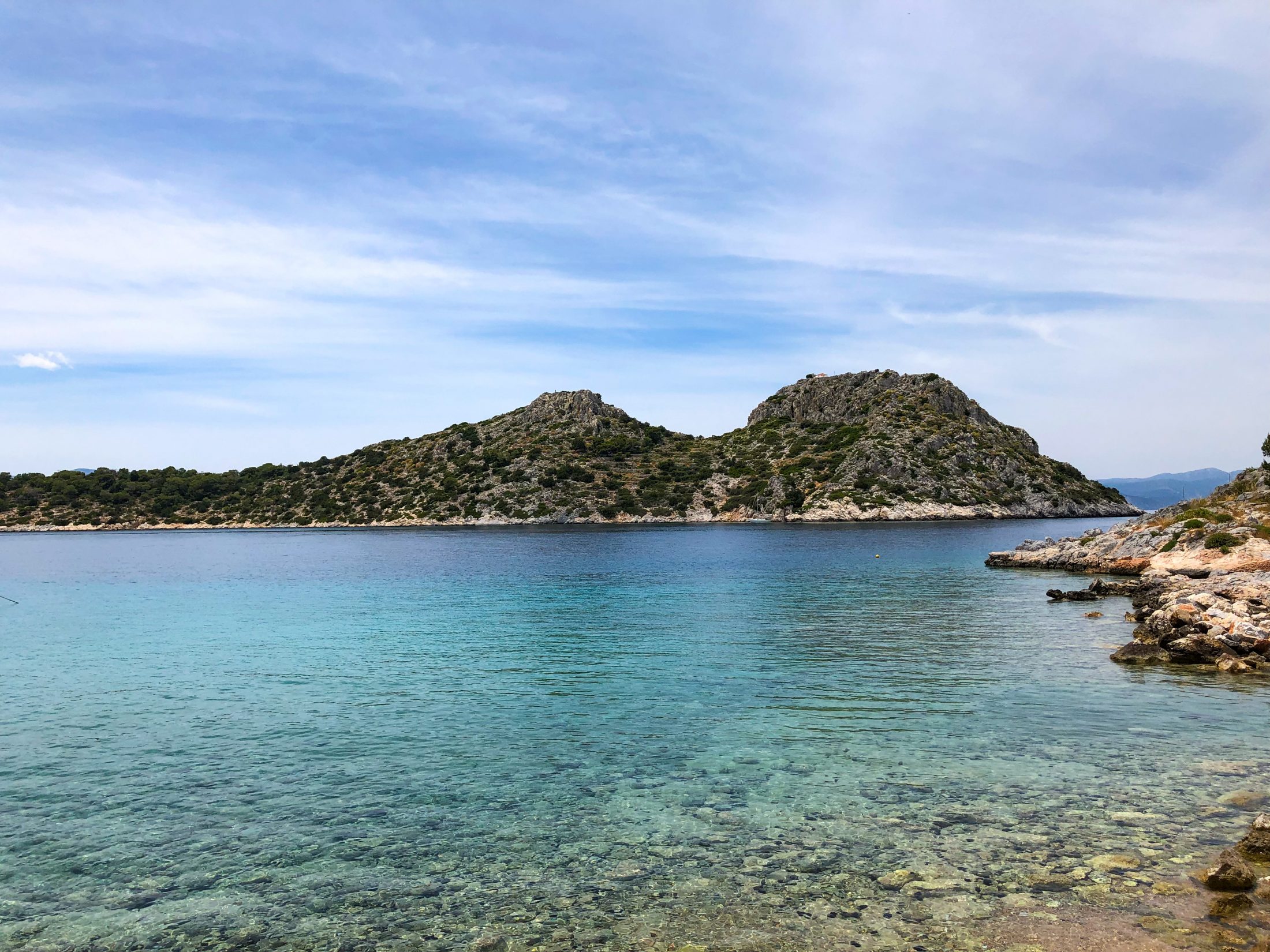 Agistri Strände: Die 5 schönsten Badebuchten & Tipps - JOURNICATION